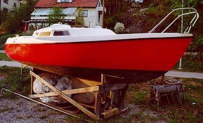 Hydra | Sailguide.com