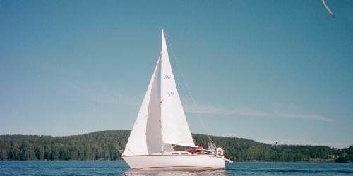 Aphrodite 25 Järnköl | Sailguide.com