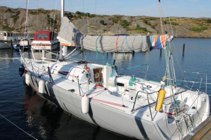 Beneteau Figaro II | Sailguide.com