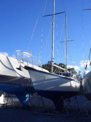 Colvic Victor 34 | Sailguide.com
