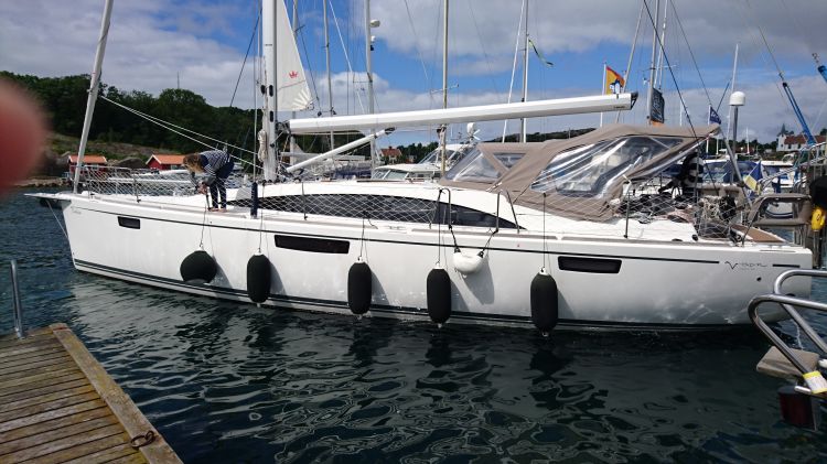 Bavaria Vision 46 | Sailguide.com